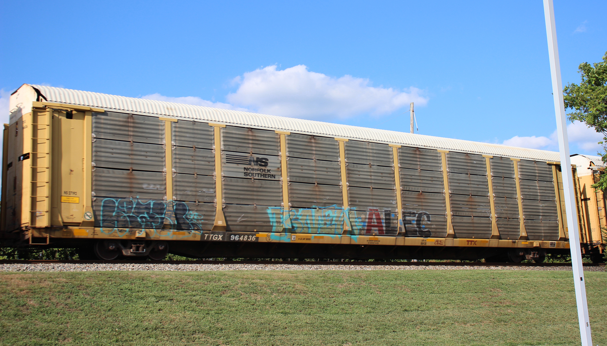 TTGX 964836-NS Rack class FB550 (ML2L) | Conrail Photo Archive